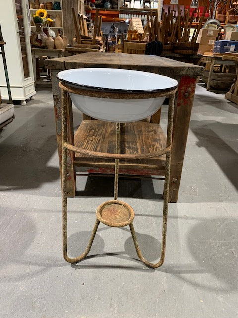Vintage Rustic European Face Wash Stand #4940 – Fossil Vintage Australia