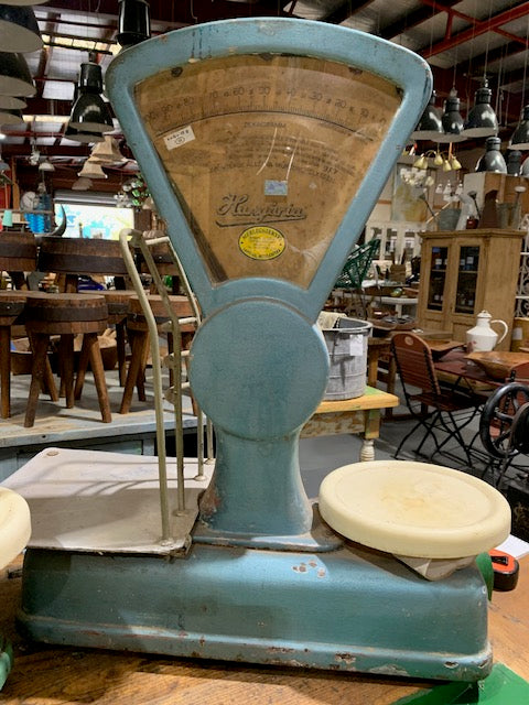 1960s Eastern European Shop Scale #5756 – Fossil Vintage Australia